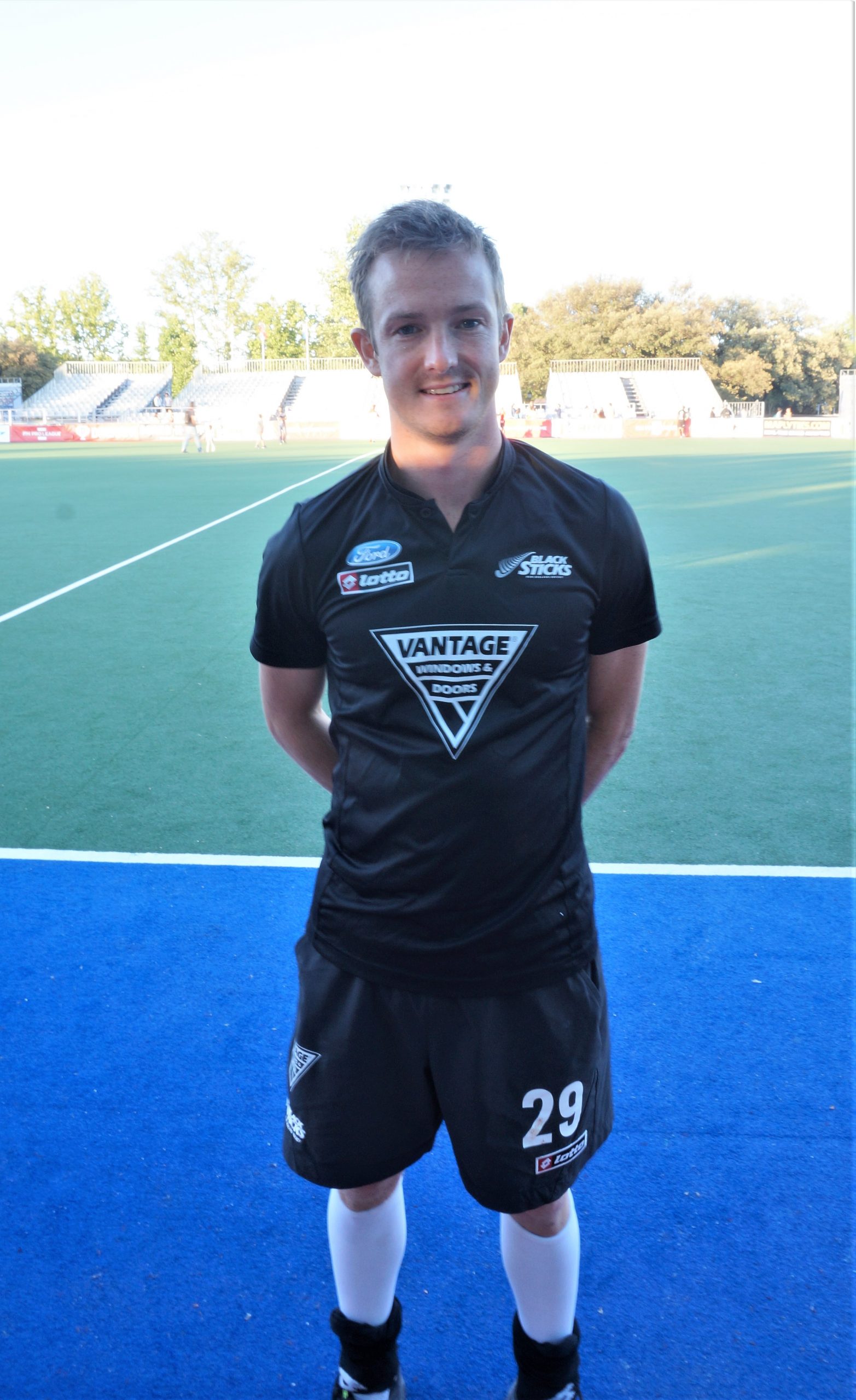 HUGO INGLIS Y SHEA McALEESE, JUGADORES DE HOCKEY DE NUEVA ZELANDA ...