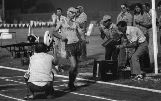 SHAUL LADANY: EL MARCHADOR QUE SOBREVIVIÓ AL HOLOCAUSTO Y A LA MASACRE ...